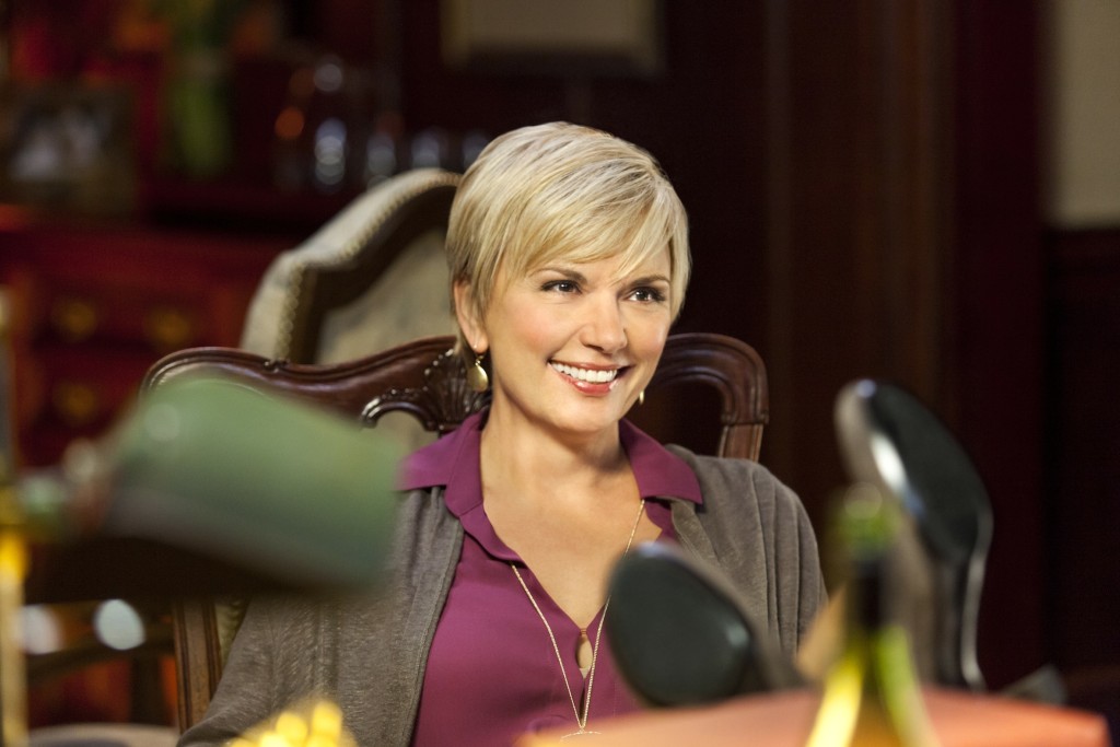 Exclusive Character Reveal: Stargate SG-1 Actress To Play Jean Loring ...