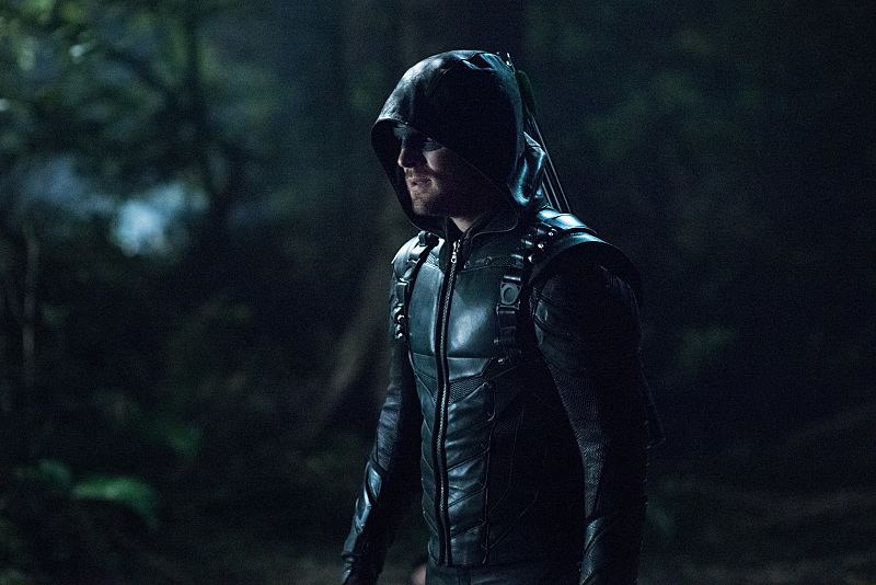 Arrow Spoilers: "Disbanded" Description | GreenArrowTV
