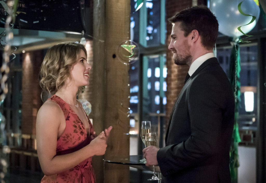 Set Photos Seemingly Confirm The Future Of "Olicity" | GreenArrowTV